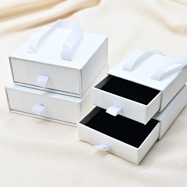 Custom White Cardboard Jewelry Boxes Wholesale - POZI Packaging
