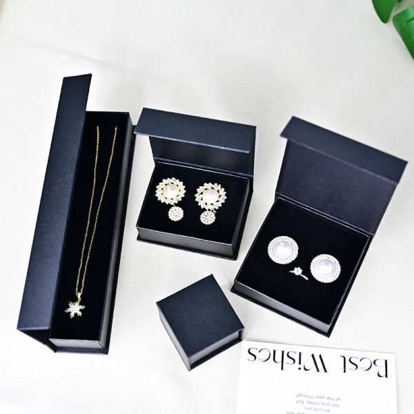Custom Cardboard Jewelry Display Boxes Wholesale - POZI Packaging